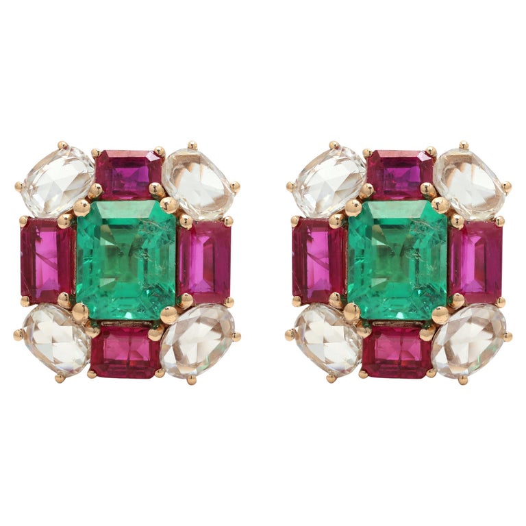 4.73 Ct Emerald Ruby Cluster Stud Earrings in 18K Rose Gold, Wedding Studs For Sale at 1stDibs