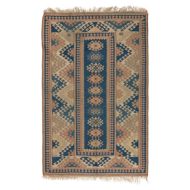 4x5.8 Ft Vintage Soumak Turkish Accent Rug with Wool Pile For Sale at ...