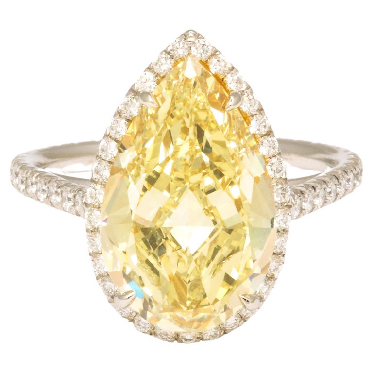 5 carat Fancy Yellow Pear Shape Diamond Ring For Sale at 1stDibs