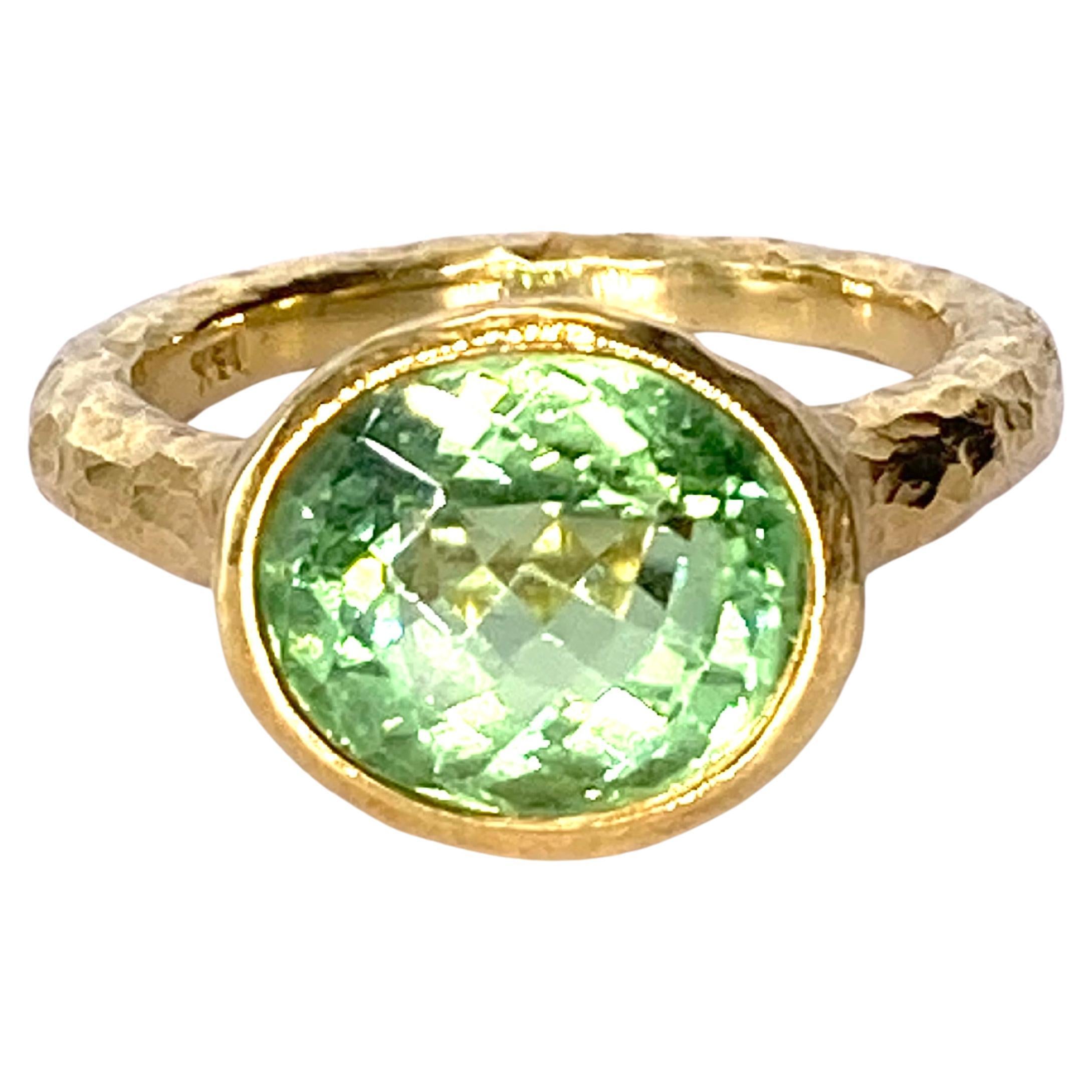 2.9 Carat Green Tourmaline Solitaire on Yellow Gold 18 Karat Hammered ...