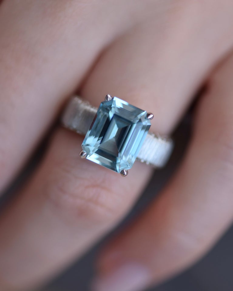 5 Carat Natural Aquamarine 18 Karat White Gold Diamonds Sahara ...