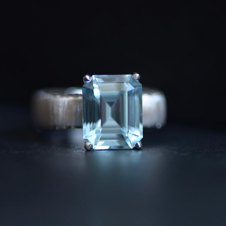 5 Carat Natural Aquamarine 18 Karat White Gold Diamonds Sahara ...