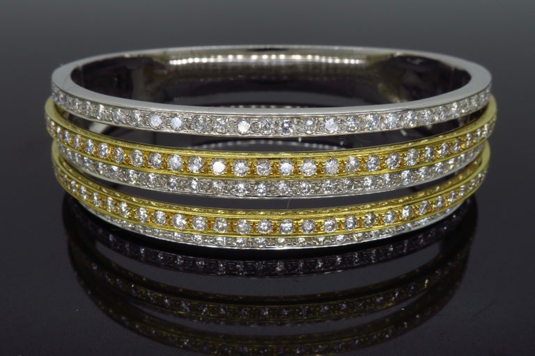 5.00 Carat Diamond Bangle Bracelet For Sale at 1stDibs