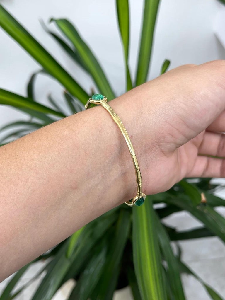 5.0tcw 14K Natural Three Stone Emerald Cabochon Solid Gold Bangle Bracelet For Sale at 1stDibs
