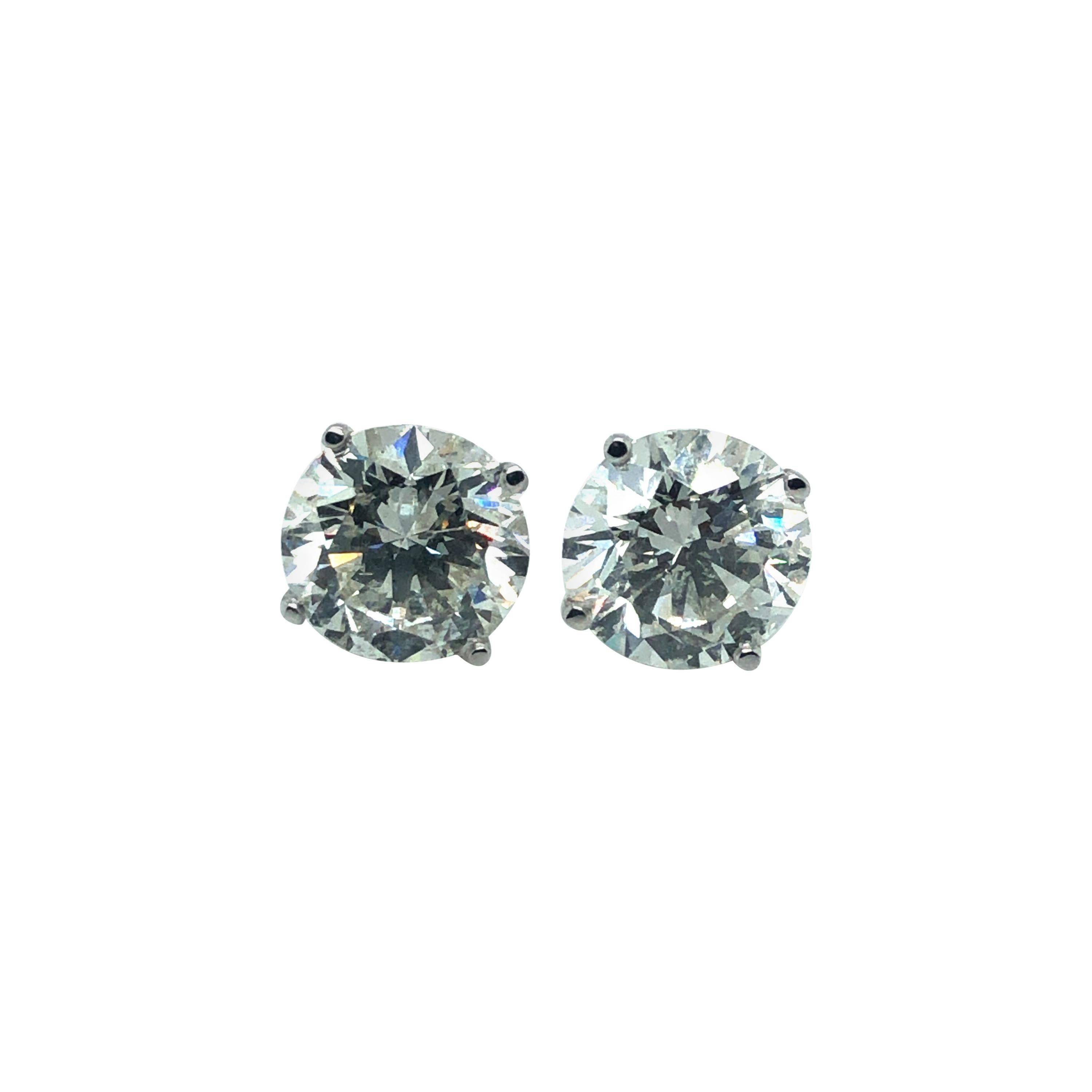 Diamond Cluster Stud Earrings in 9ct White Gold Milgrain Circular ...