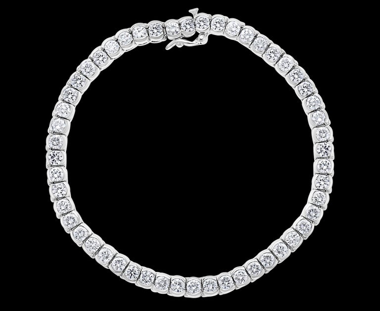 52 Round Diamond 16-17 Pointer Each Tennis Bracelet in 18 Karat Gold 8 ...