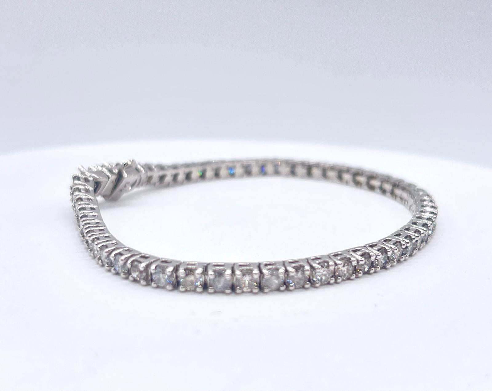 5.25 Carat Diamond Tennis Bracelet in 14K White Gold 7" For Sale at 1stDibs