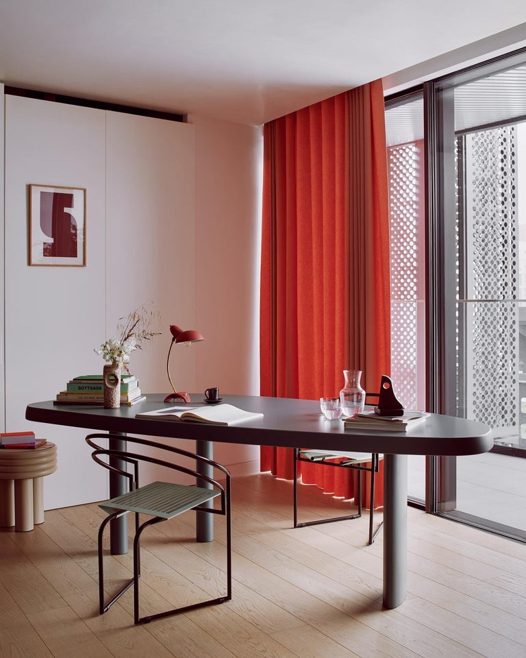 525 Table En Forme Libre at 1stDibs