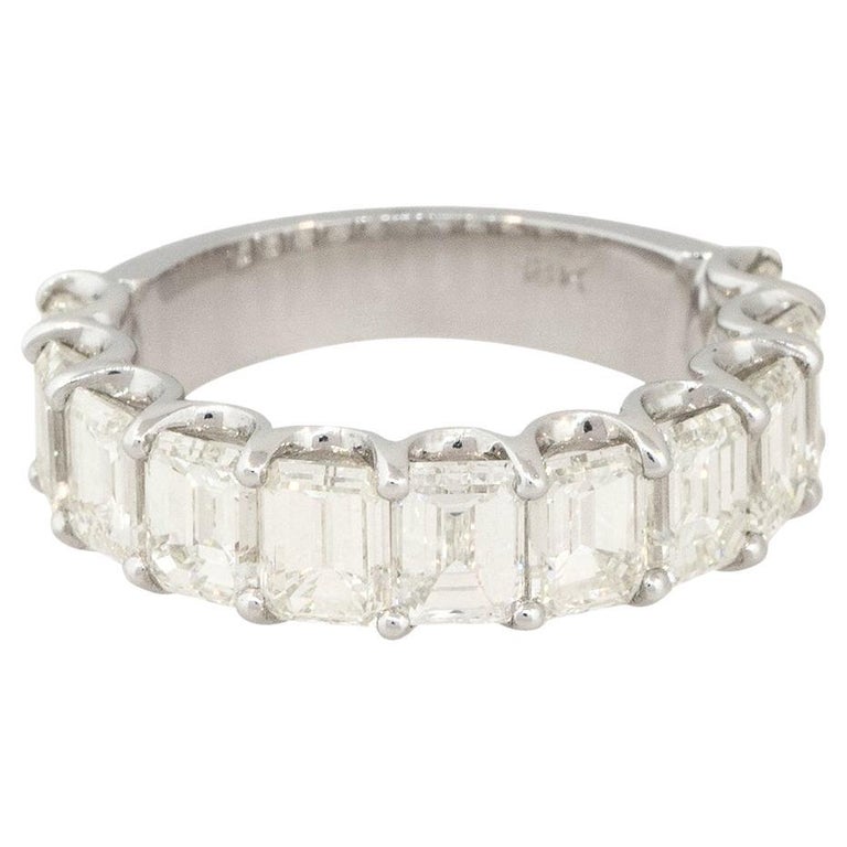 5,32 Karat Smaragdschliff 3/4 Diamant-Hochzeitsring 18 Karat auf Lager ...