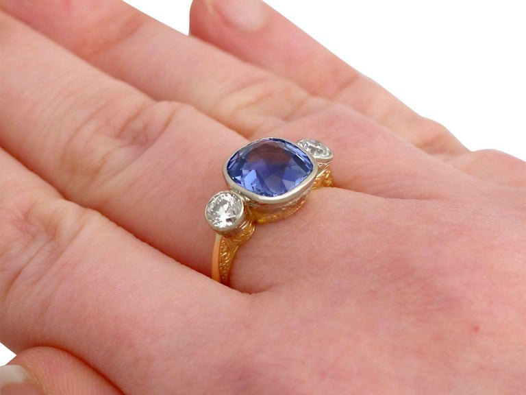 5.50 Carat Ceylon Sapphire and Diamond Yellow Gold Cocktail Ring at 1stDibs