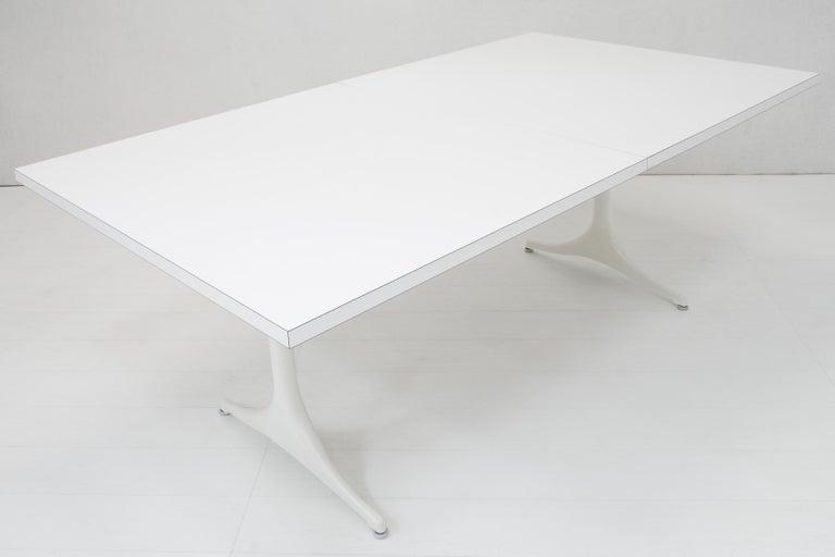 5559 Extendable Pedestal Dining Table by George Nelson for Herman Miller at 1stDibs