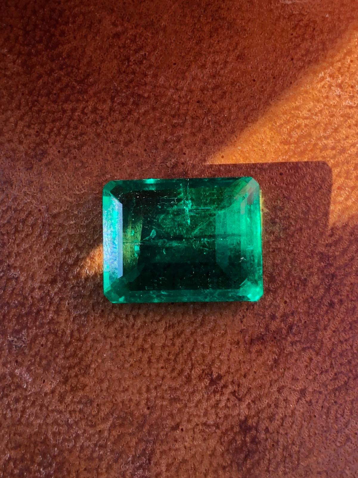 5.57 Carat Colombian Muzo Emerald with Insignificant Oil and AGL ...