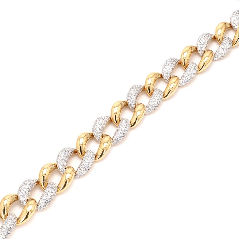 5.60 Carat SI/HI Diamond Pave Set Cuban Link Chain Bracelet 18 Karat Yellow Gold For Sale at 1stDibs