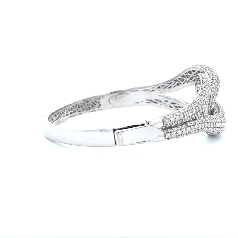 5.65 Carat Diamond Cluster Knot Bangle in 14k Gold For Sale at 1stDibs