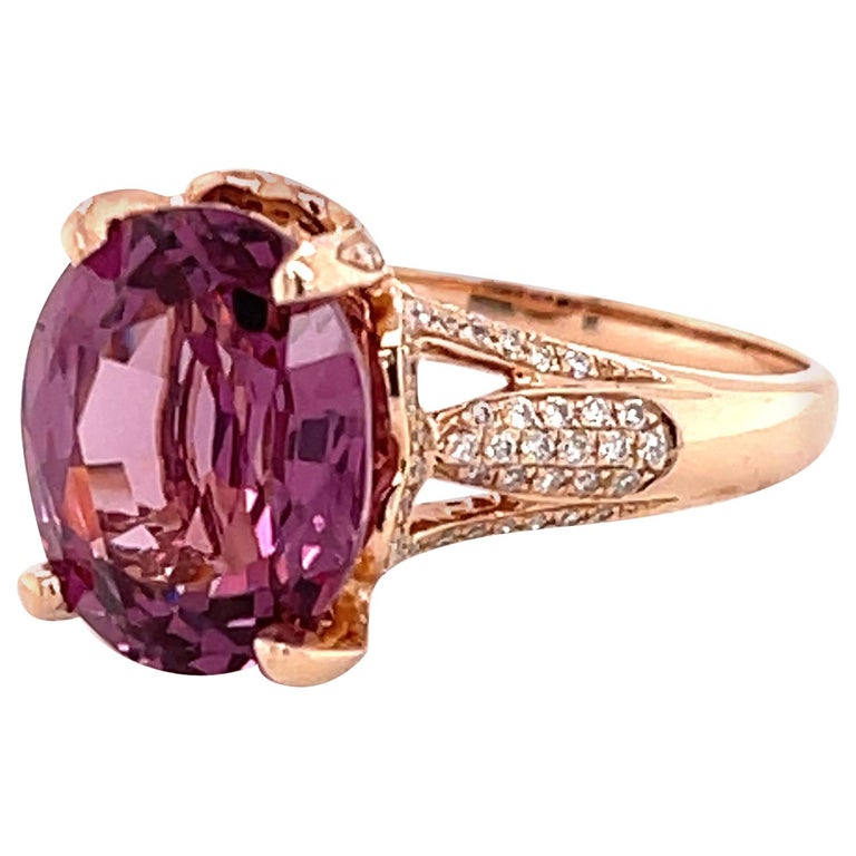 5.75 Mahenge Malaya Garnet, Gold and Diamond Ring For Sale at 1stDibs