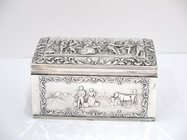 European Silver Antique Dutch Military Men Scene Box For Sale at 1stDibs