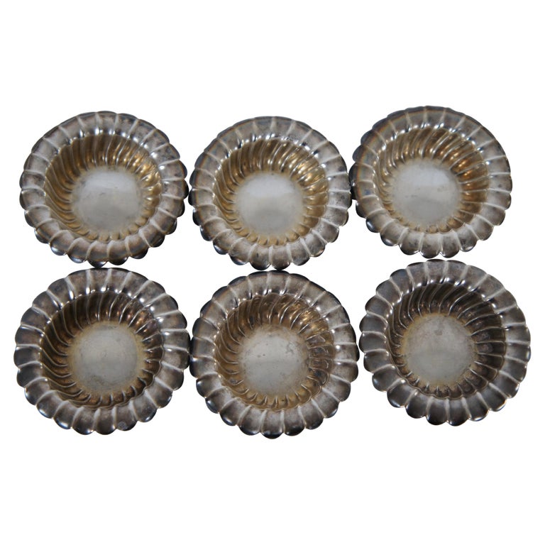 '6' 20th Century Sterling Silver Flower Shaped Daisy Open Salt Cellars ...