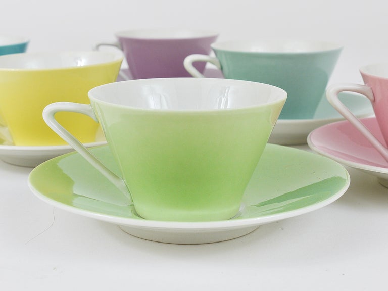 6 Midcentury Pastel Daisy Porcelain Espresso Coffee Cups, Lilien, Austria, 1950s For Sale at 1stDibs