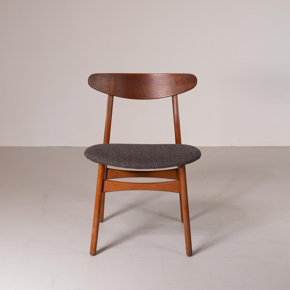 6 Hans J Wegner Chairs For Sale at 1stDibs