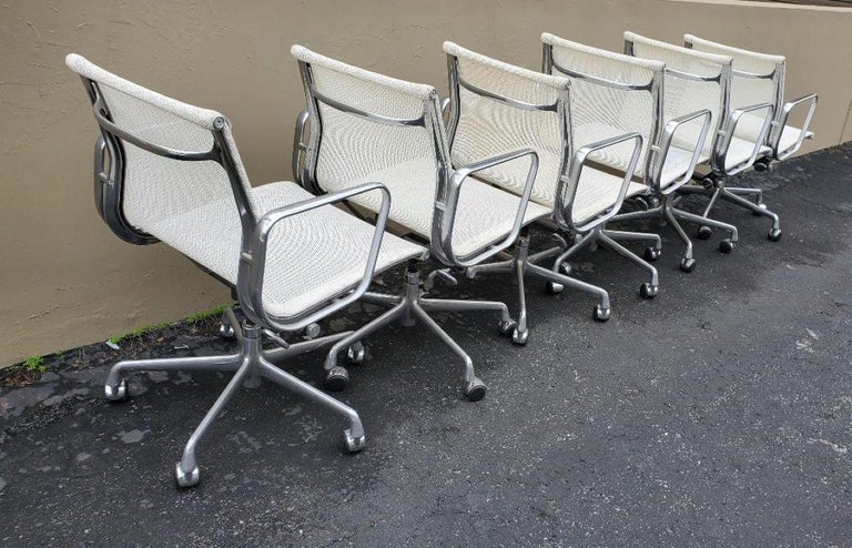 6 White Mesh Eames Herman Miller Tilt Swivel Aluminum Group Chairs 5 ...