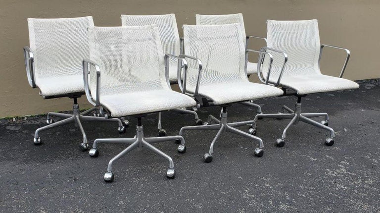 6 White Mesh Eames Herman Miller Tilt Swivel Aluminum Group Chairs 5 ...