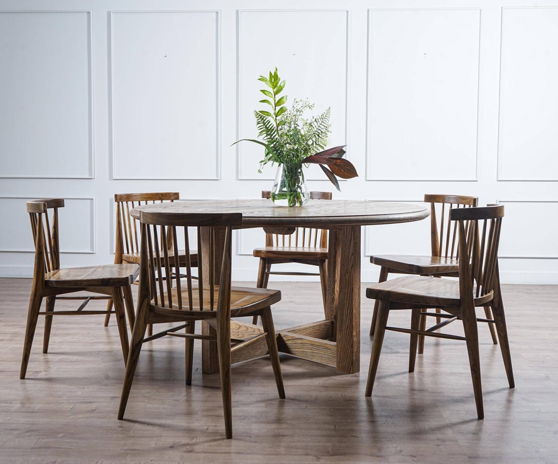 Diameter Solid Oak Dining Table in a Sandblasted Autumn Finish For Sale ...