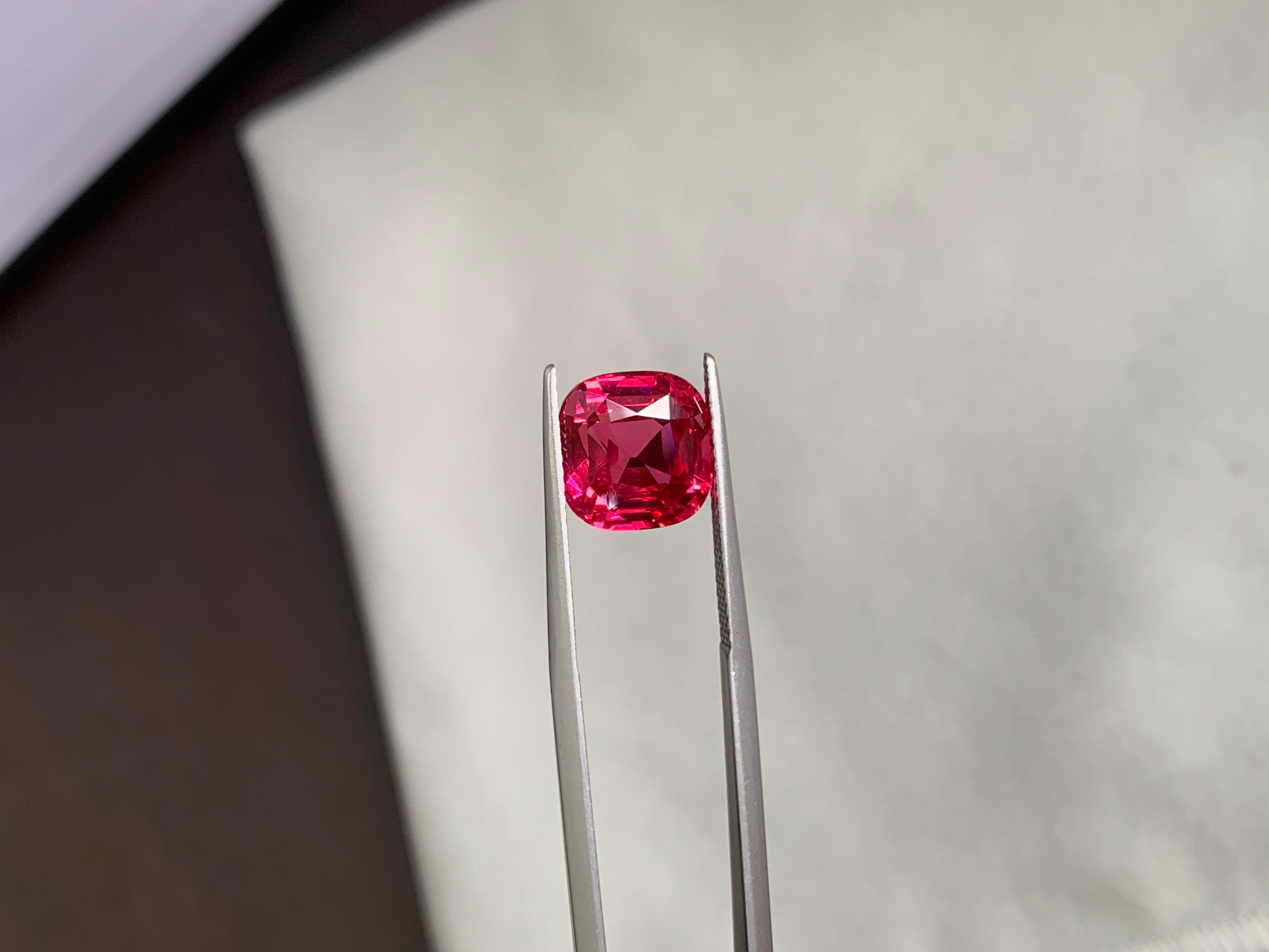 6.013 Carat Vivid Pinkish Red Mahenge Spinel For Sale at 1stDibs