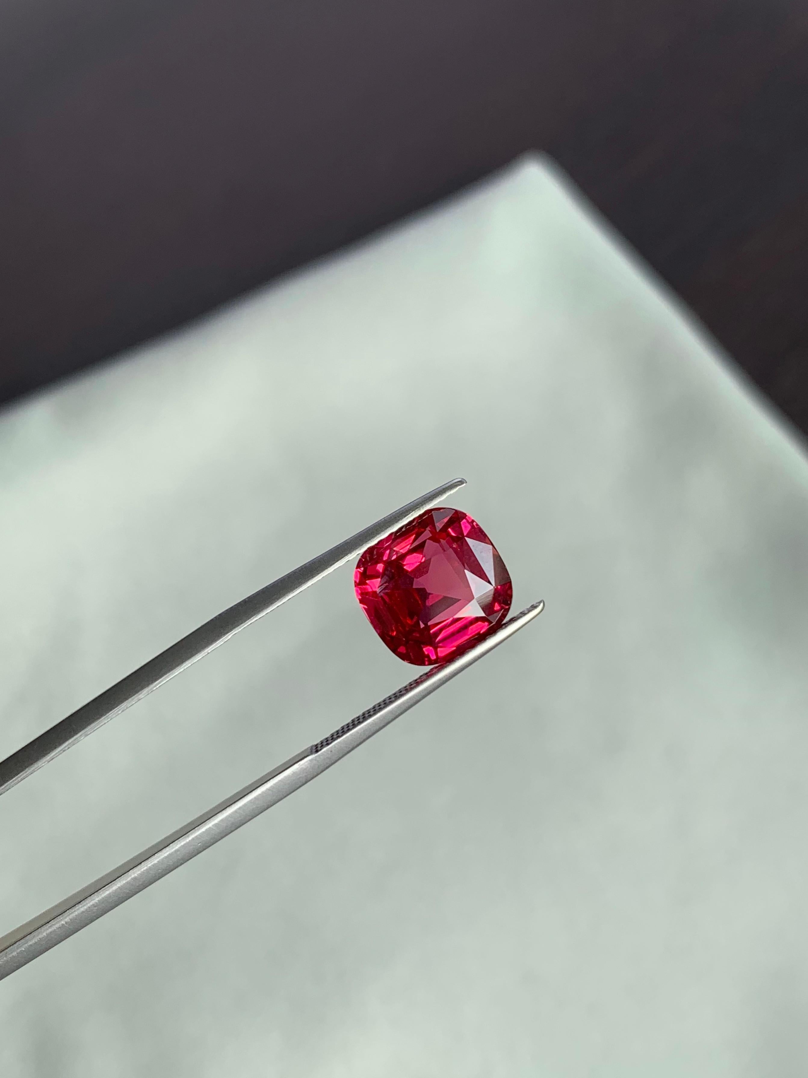 6.013 Carat Vivid Pinkish Red Mahenge Spinel For Sale at 1stDibs