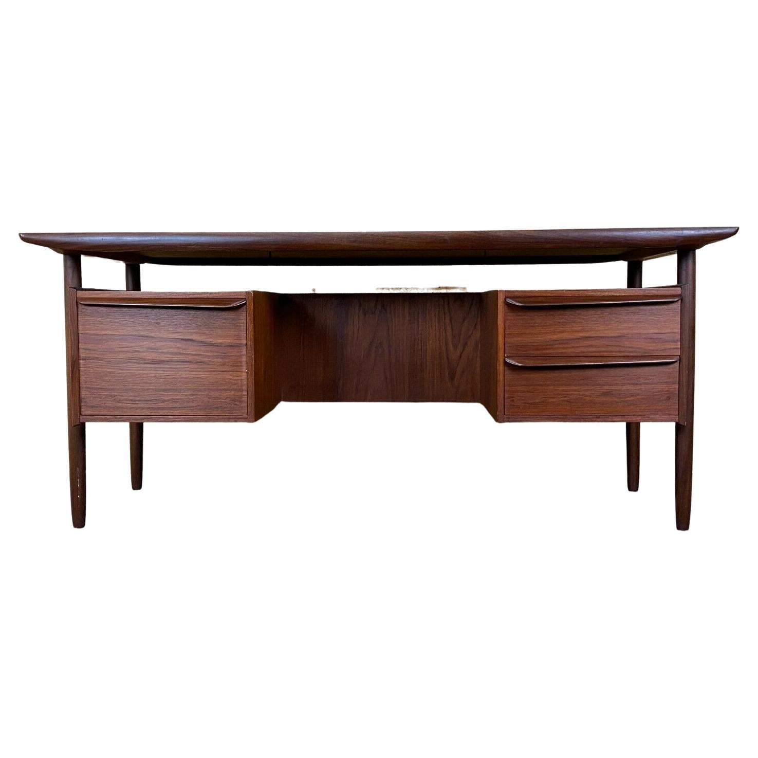 A Superb Italian Burlwood and Marble Pedestal Desk 1960/70s at 1stDibs