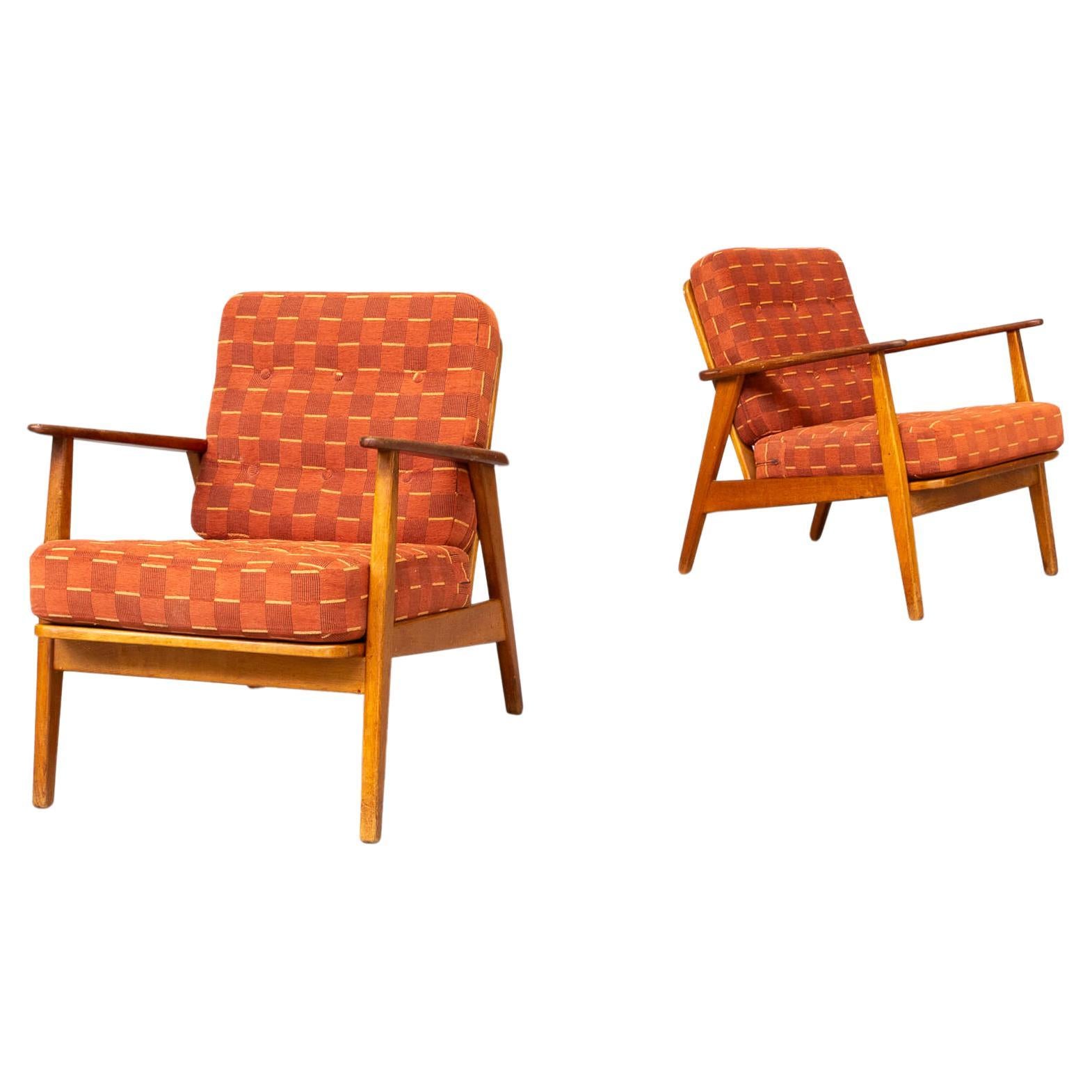 60s Massive Oak Brutalist Lounge Fauteuil For Sale at 1stDibs