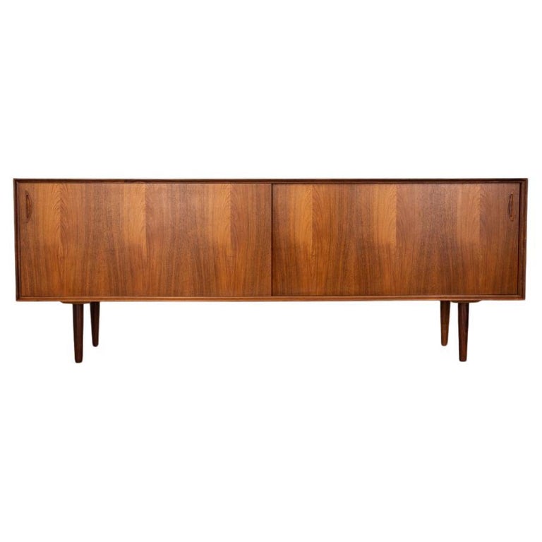 60s vintage sideboard in Rosewood Danish design For Sale at 1stDibs
