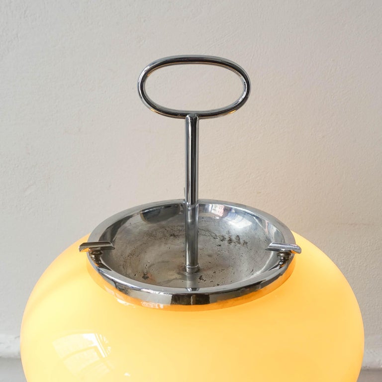 60’s Yellow Portuguese Opaline Glass Ashtray Lamp For Sale at 1stDibs