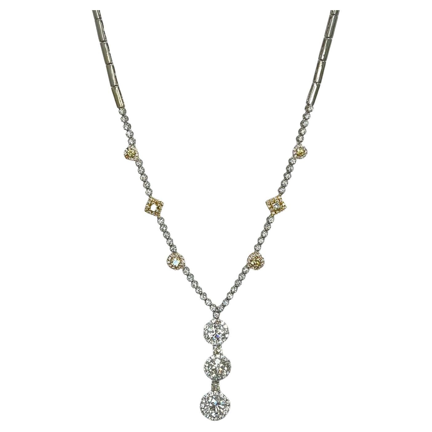 Natural Round Cut Diamond Chain Pendant White Gold For Sale at 1stDibs