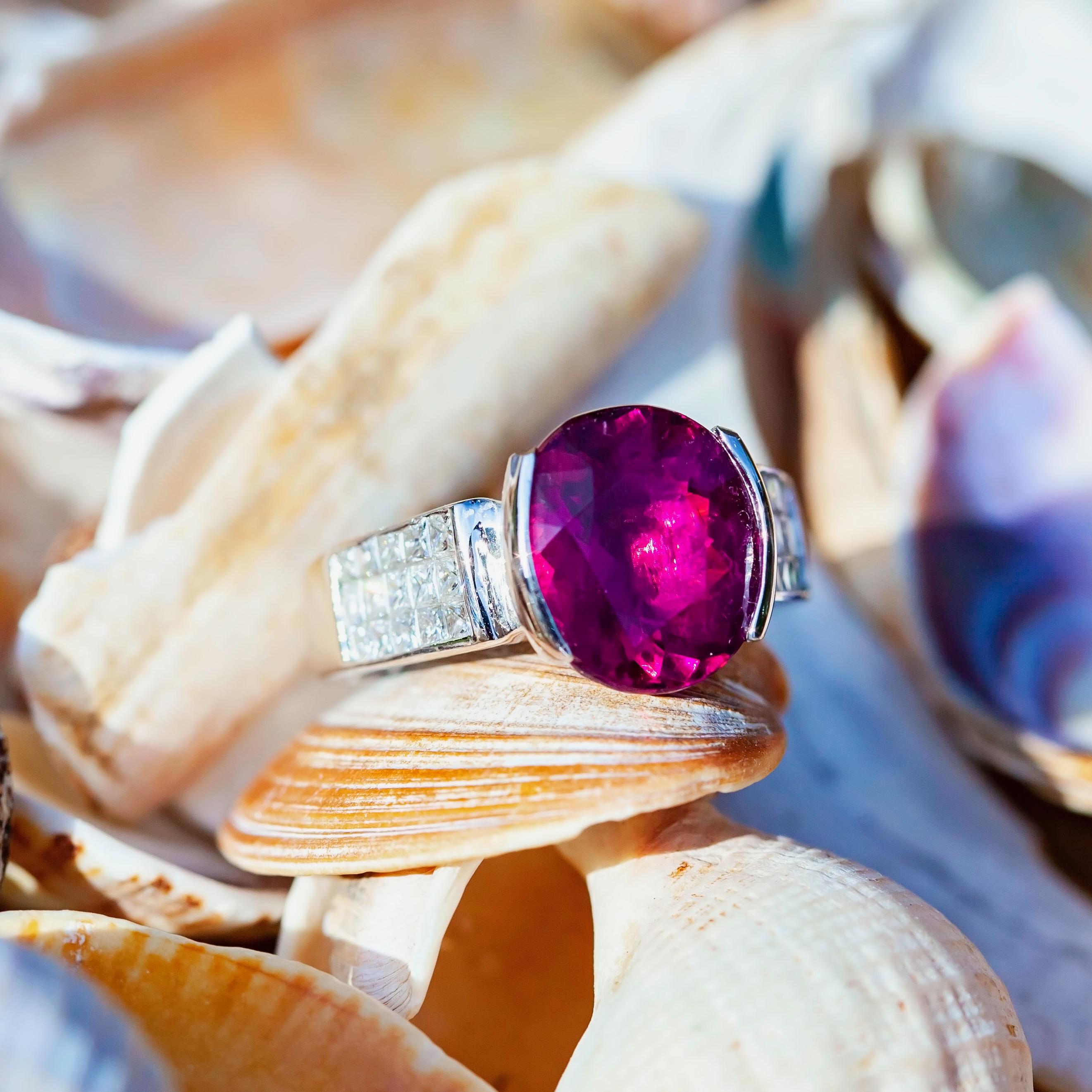 20 Carat Rubellite Tourmaline and Diamond Cocktail Ring For Sale at 1stDibs