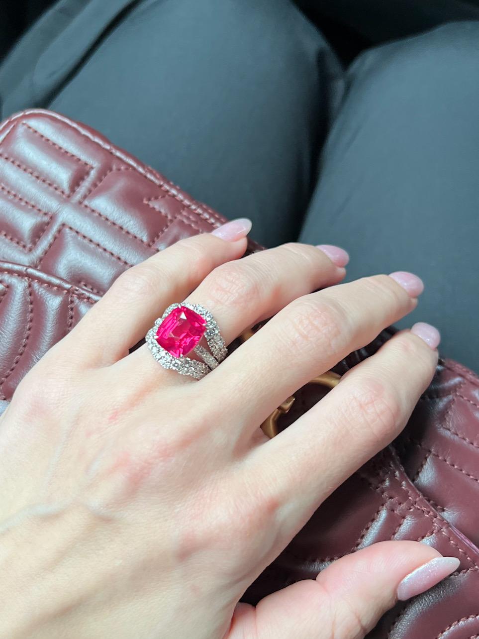 7 Carat Vibrant Pink Mahenge Spinel Diamonds 18 Karat White Gold Dual ...