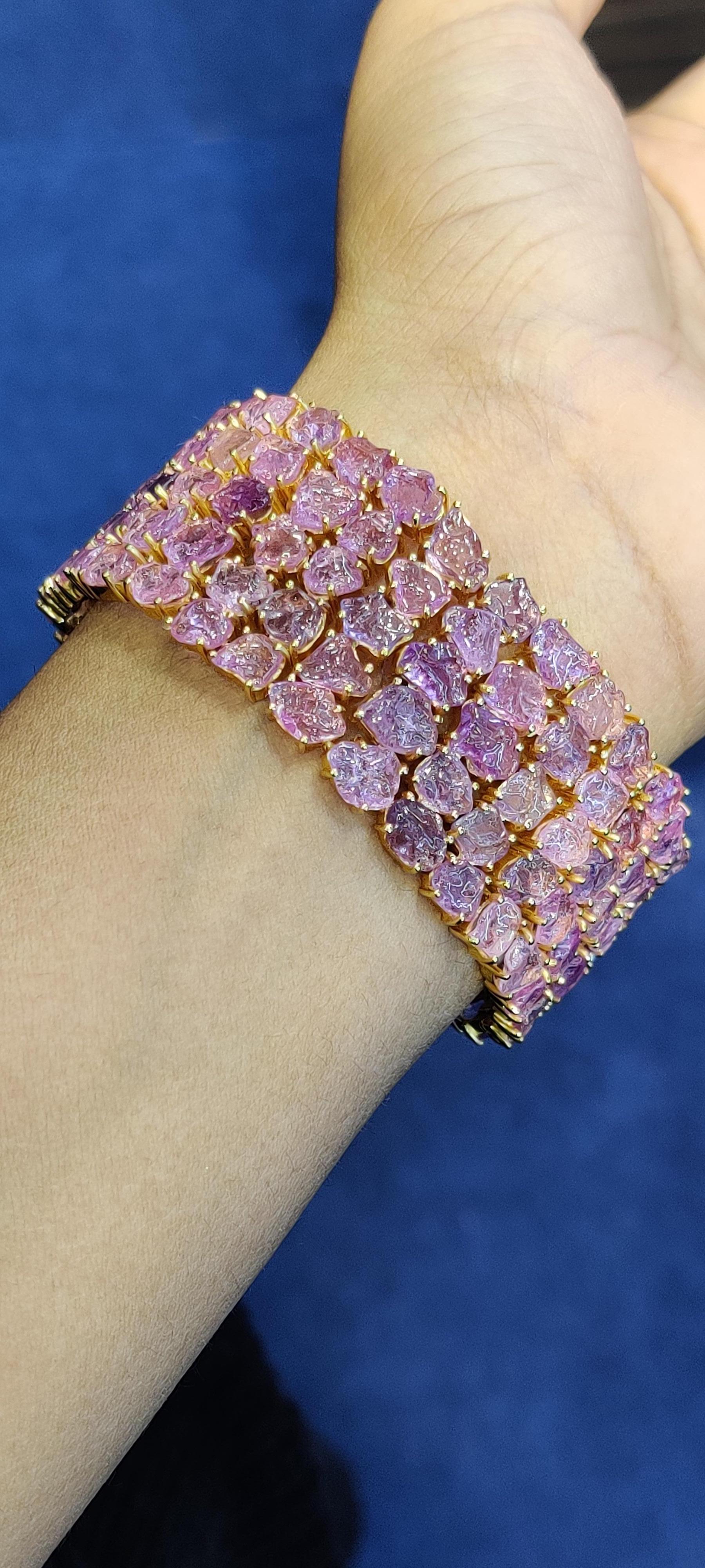 70.71 Carat Edwardian Pink Sapphire Statement Bracelet Handcrafted in 14k Gold For Sale at 1stDibs