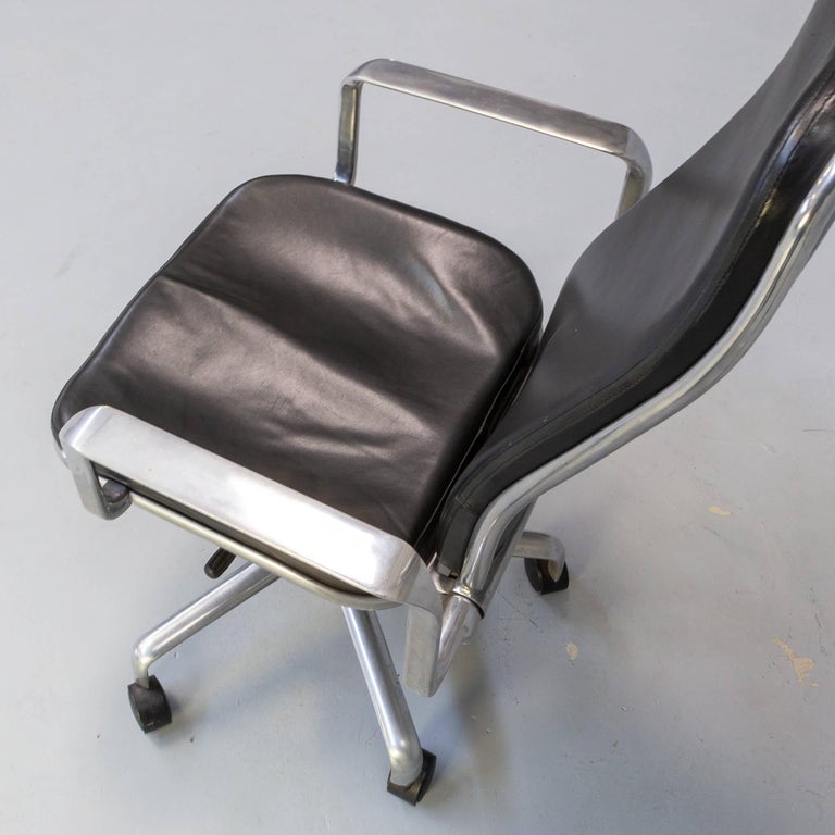 70s Frederick Scott ‘Supporto’ Chair for Hille International For Sale ...