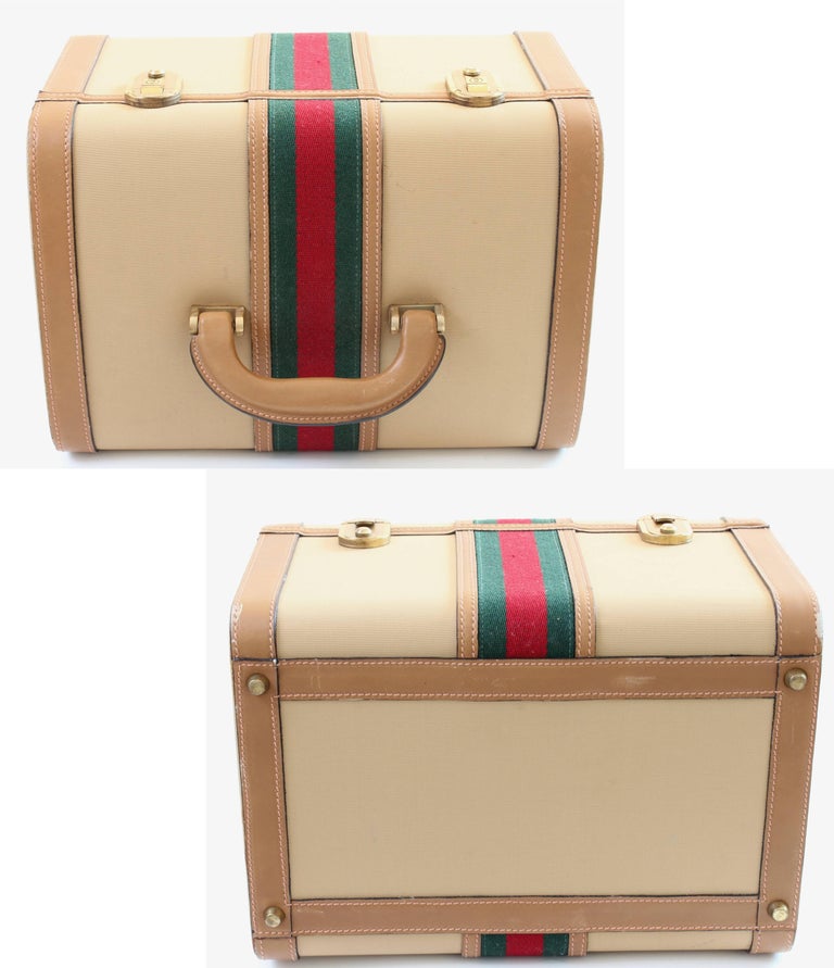 Gucci Train Case Beige Canvas Red Green Webbing Beauty Bag Travel Carry ...