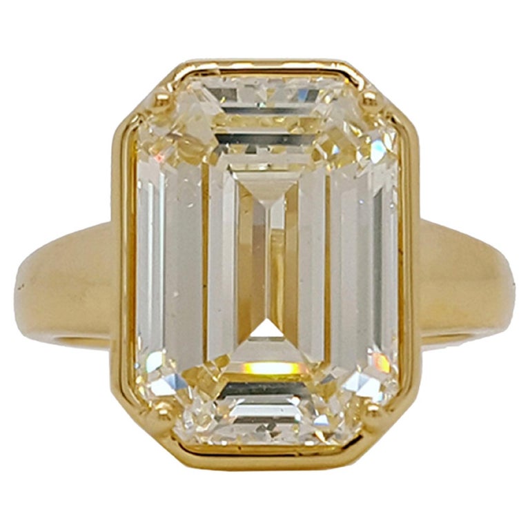 7.50 Carat Emerald Cut Diamond Set in 18K Gold Bezel Engagement Ring ...