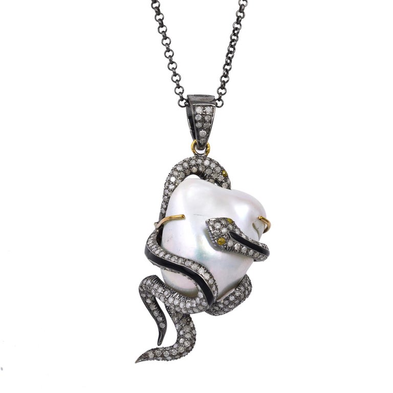 76.65 Carats Pearl Diamond Snake Pendant Necklace For Sale at 1stDibs