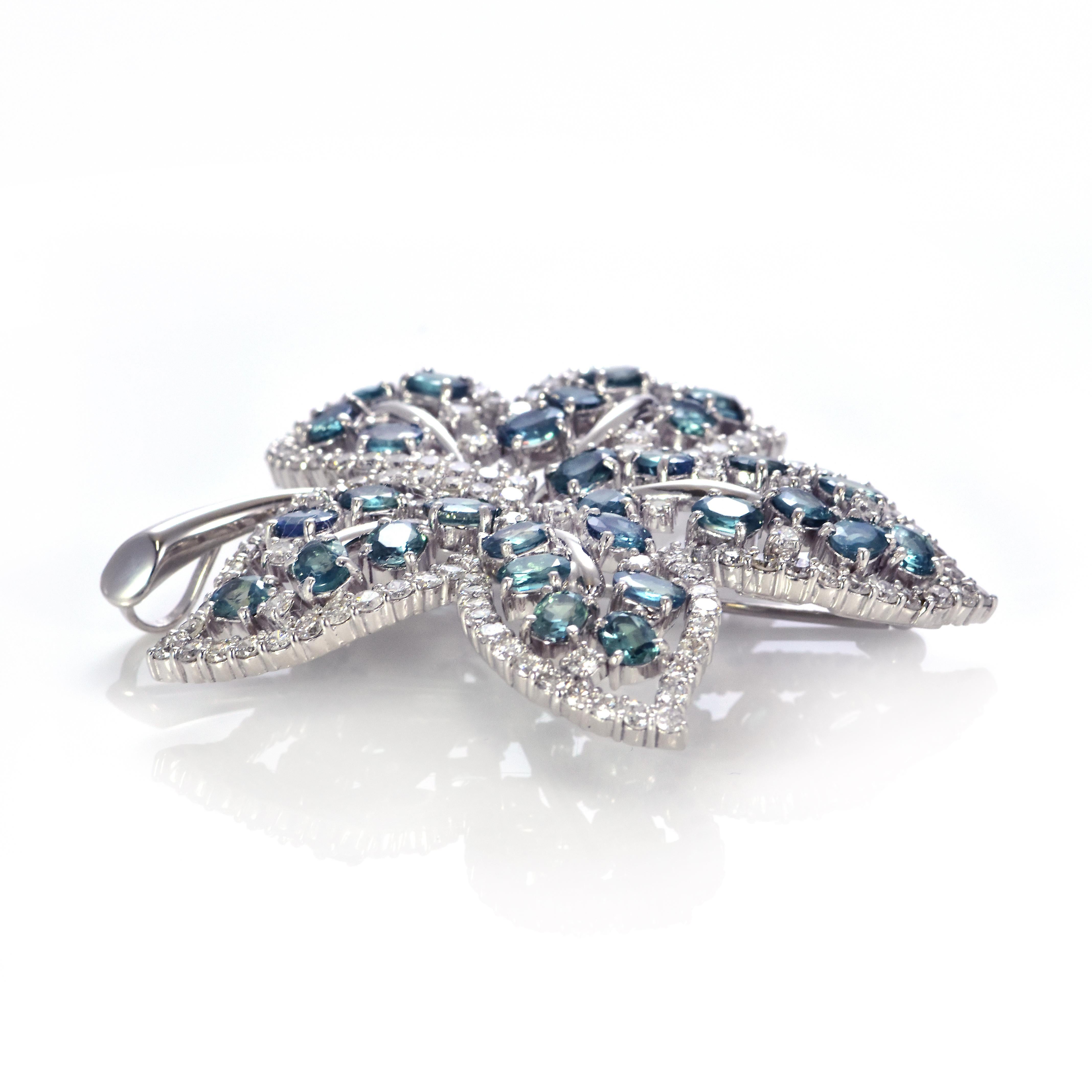 7.80 Carat Natural Brazilian Color-Changing Alexandrite Brooch set in ...