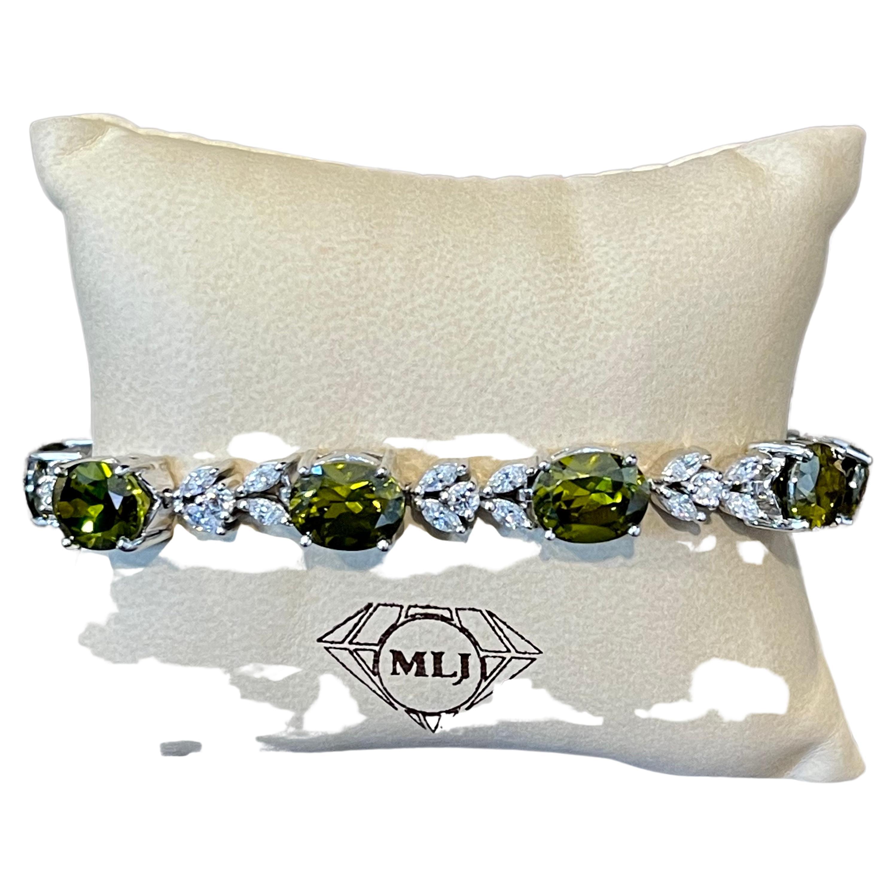 8" Bracelet Timeless Elegance Pure Sterling Silver bracelet at 1stDibs