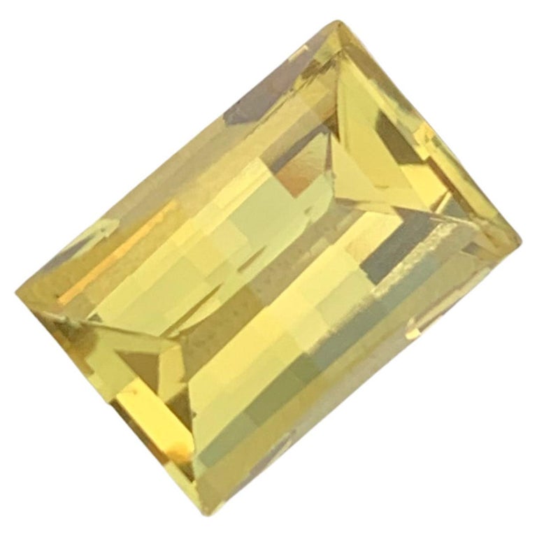8.0 Carat Natural Loose Pixel Cut Yellow Lemon Quartz For Sale at 1stDibs