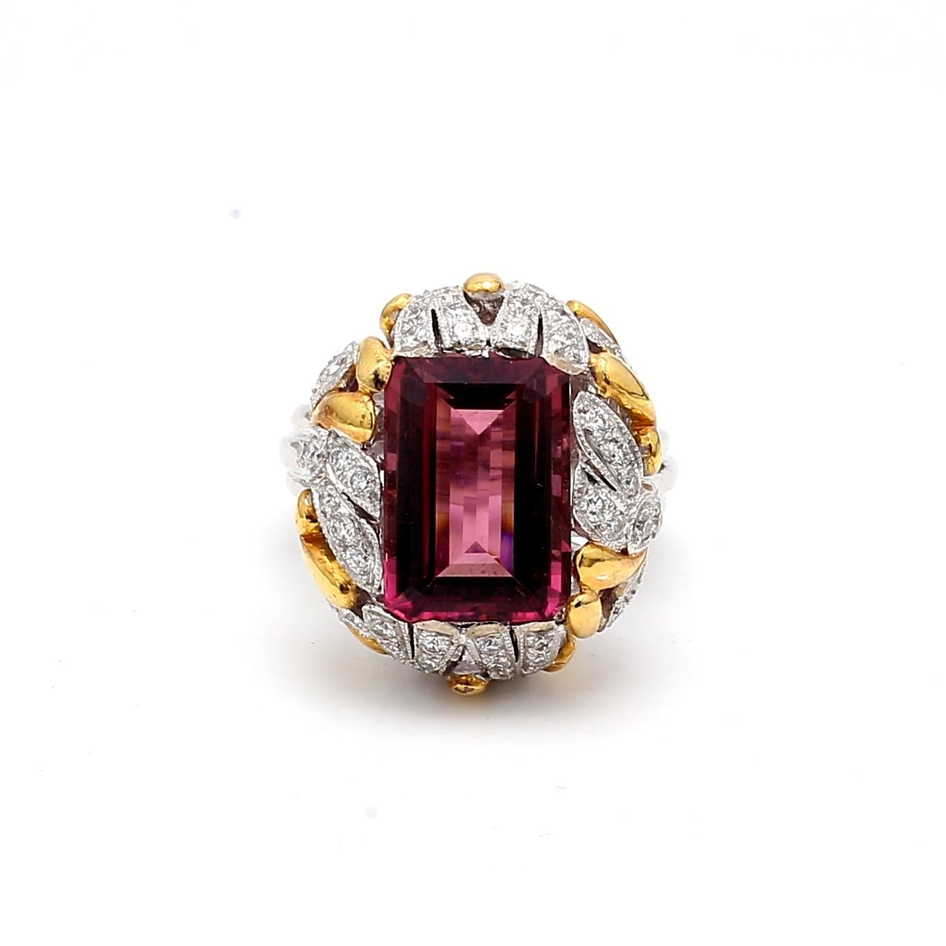 8.00 Carat Ruby 2.00 Carat Round Brilliant Diamond 14K White Gold Cocktail Ring For Sale at 1stDibs