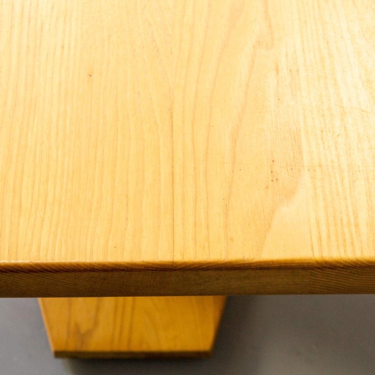 80s architectural oval dining table For Sale at 1stDibs