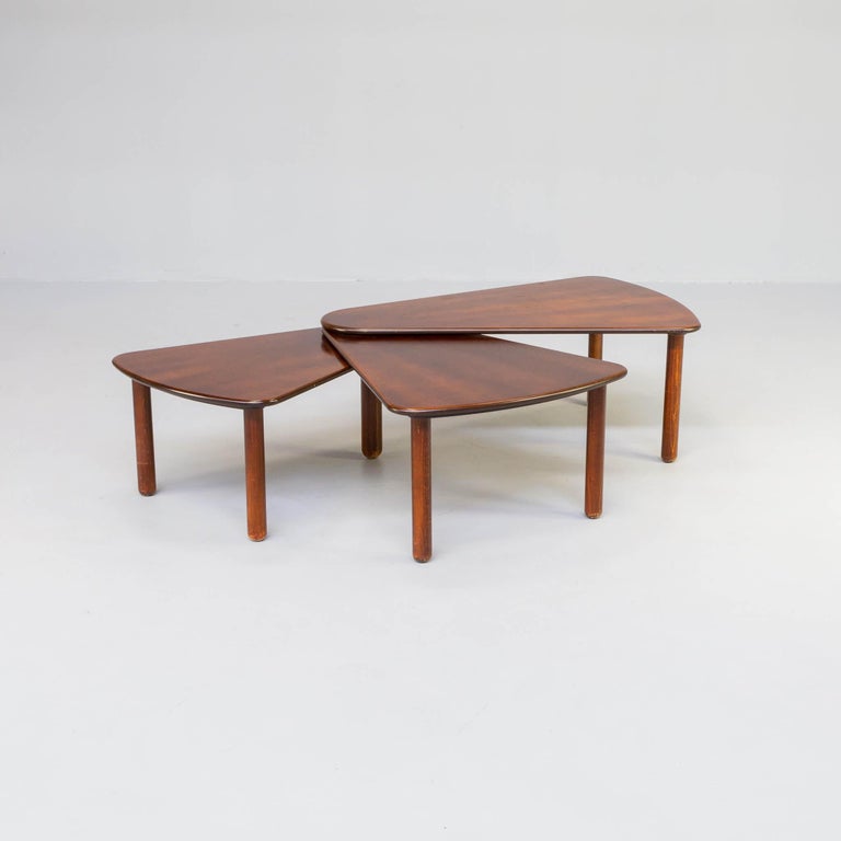 80s Rare and Beautiful Oak Veneered Fan Form Coffee Table For Sale at ...