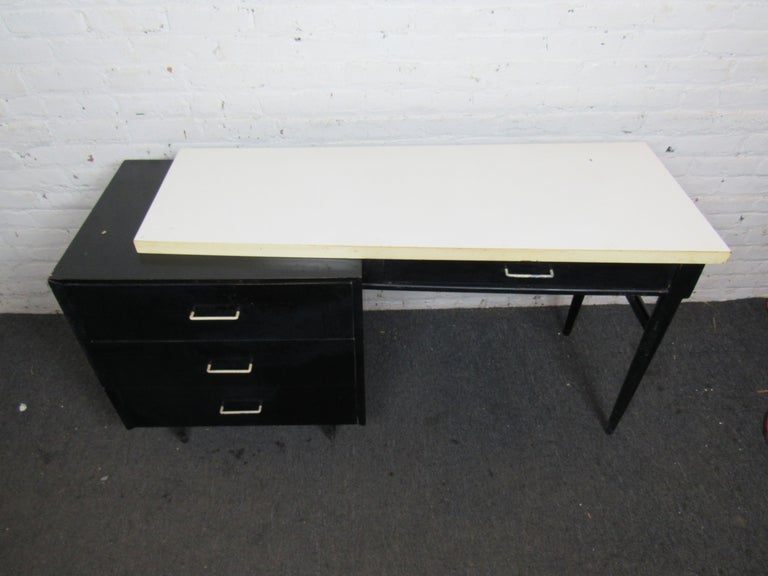 1980s Style Black and White Desk For Sale at 1stDibs
