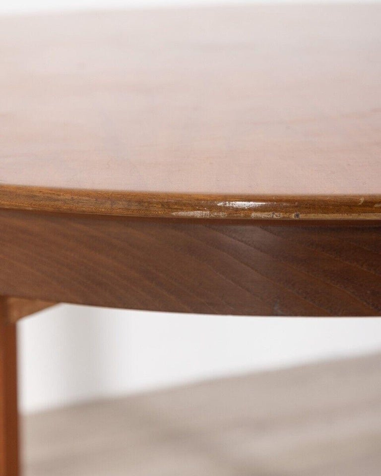 80s Vintage Round Table in Teak Wood Italian Design For Sale at 1stDibs