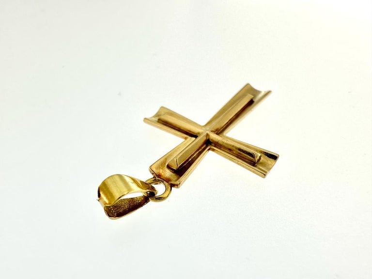 80s Vintage Spanish Cross in Yellow Gold 18kt For Sale at 1stDibs