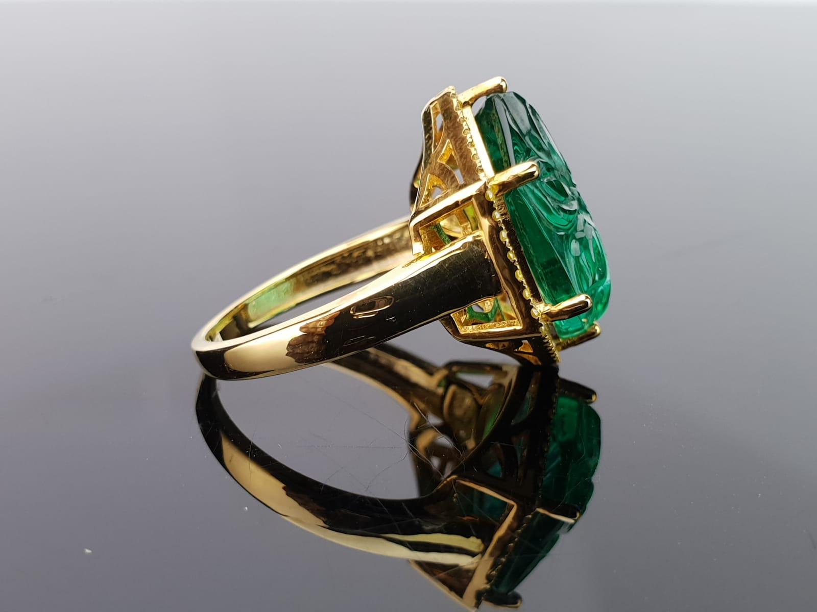 8.36 Carat Carved Emerald and Yellow Diamond Cocktail Ring at 1stDibs ...